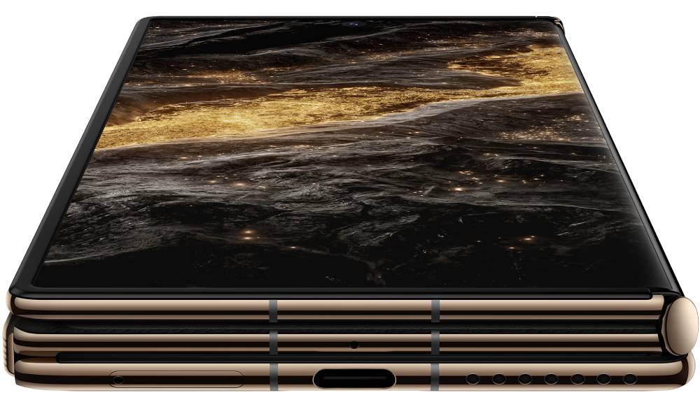 Смартфон HUAWEI Mate XT Ultimate Design 16 Гб/1 Тб LTE Черный: купить ...