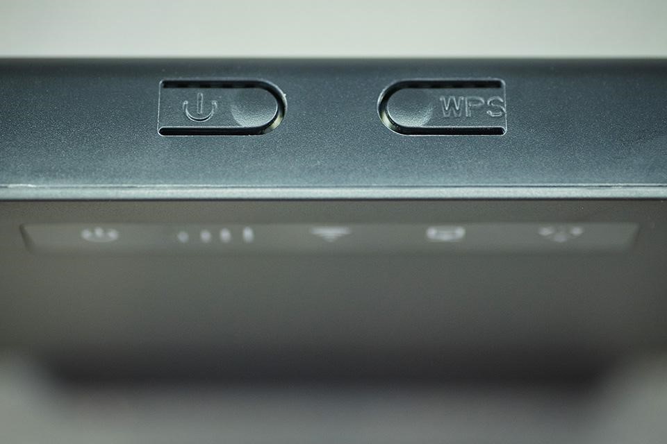 Роутер МТС 81640FT CPE CAT4 LTE sim-lock Черный: купить по цене 3 990 ...