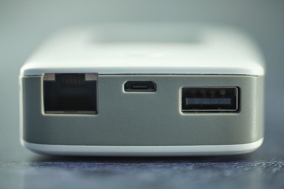 Роутер МТС 81661FT LTE PowerBank sim-lock Белый: купить по цене 4 990 ...